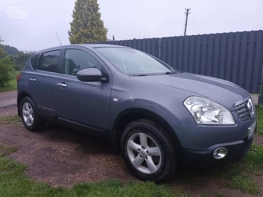 Grey Nissan Qashqai 2008 in Plunge, with an engine capacity of 1.50 L and mileage of 230 thousand km for 3600 €, photo 15 on AUTOMOTO.COM.LV