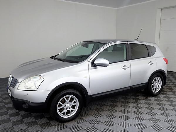 Grey Nissan Qashqai 2008 in Tallinn, with an engine capacity of 2.00 L and mileage of 319 thousand km for 2799 €, photo 2 on AUTOMOTO.COM.LV