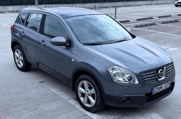 Grey Nissan Qashqai 2008 in Vilnius, with an engine capacity of 2.00 L and mileage of 225 thousand km for 2700 €, photo 2 on AUTOMOTO.COM.LV