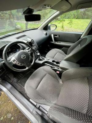 Grey Nissan Qashqai 2008 in Vilnius, with an engine capacity of 2.00 L and mileage of 228 thousand km for 3450 €, photo 16 on AUTOMOTO.COM.LV