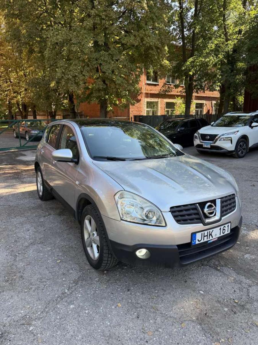 Pelēks Nissan Qashqai 2008 Kauņa, ar dzinēja tilpumu 2.00 L un nobraukumu 220 tūkst. km par 1799 €, foto 4 vietnē AUTOMOTO.COM.LV