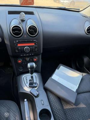 Pelēks Nissan Qashqai 2008 Kauņa, ar dzinēja tilpumu 2.00 L un nobraukumu 220 tūkst. km par 1799 €, foto 17 vietnē AUTOMOTO.COM.LV