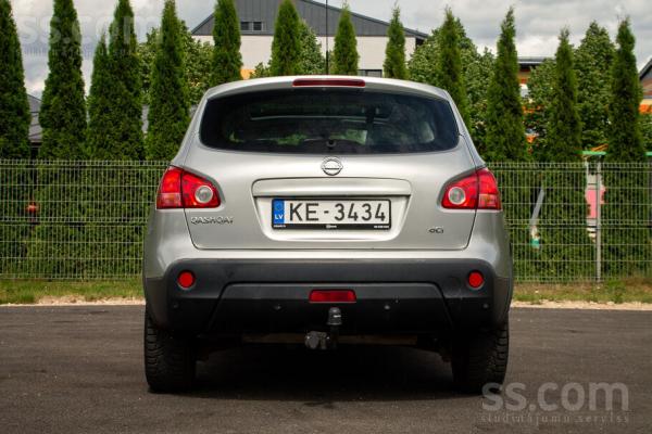 Pelēks Nissan Qashqai 2008 Jelgava, ar dzinēja tilpumu 2.00 L un nobraukumu 261 tūkst. km par 3600 €, foto 6 vietnē AUTOMOTO.COM.LV