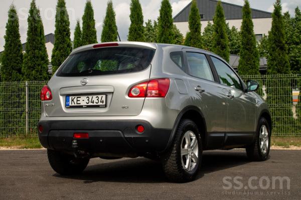 Pelēks Nissan Qashqai 2008 Jelgava, ar dzinēja tilpumu 2.00 L un nobraukumu 261 tūkst. km par 3600 €, foto 7 vietnē AUTOMOTO.COM.LV