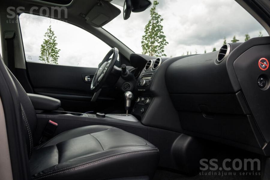 Pelēks Nissan Qashqai 2008 Jelgava, ar dzinēja tilpumu 2.00 L un nobraukumu 261 tūkst. km par 3600 €, foto 8 vietnē AUTOMOTO.COM.LV