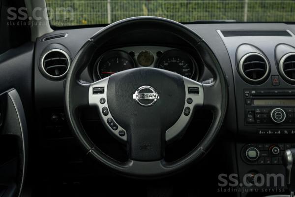 Pelēks Nissan Qashqai 2008 Jelgava, ar dzinēja tilpumu 2.00 L un nobraukumu 261 tūkst. km par 3600 €, foto 11 vietnē AUTOMOTO.COM.LV