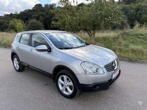 Pelēks Nissan Qashqai 2008 Viļņa, ar dzinēja tilpumu 2.00 L un nobraukumu 191 tūkst. km par 5950 €, foto 4 vietnē AUTOMOTO.COM.LV