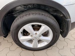 Pelēks Nissan Qashqai 2008 Viļņa, ar dzinēja tilpumu 2.00 L un nobraukumu 191 tūkst. km par 5950 €, foto 11 vietnē AUTOMOTO.COM.LV