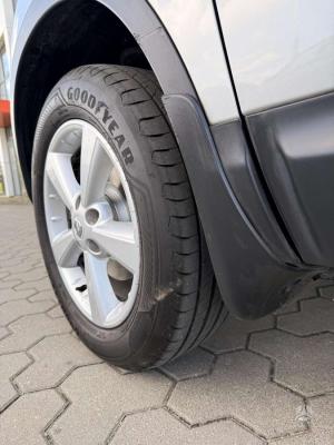 Pelēks Nissan Qashqai 2008 Viļņa, ar dzinēja tilpumu 2.00 L un nobraukumu 191 tūkst. km par 5950 €, foto 12 vietnē AUTOMOTO.COM.LV