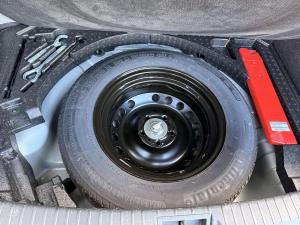 Pelēks Nissan Qashqai 2008 Viļņa, ar dzinēja tilpumu 2.00 L un nobraukumu 191 tūkst. km par 5950 €, foto 24 vietnē AUTOMOTO.COM.LV