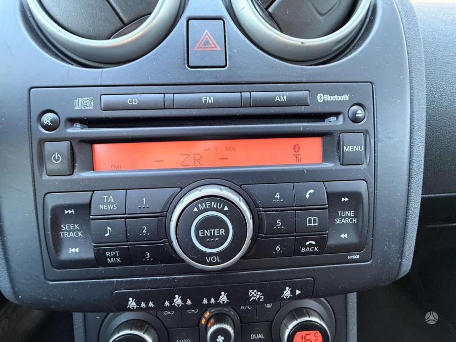 Pelēks Nissan Qashqai 2008 Viļņa, ar dzinēja tilpumu 2.00 L un nobraukumu 191 tūkst. km par 5950 €, foto 36 vietnē AUTOMOTO.COM.LV