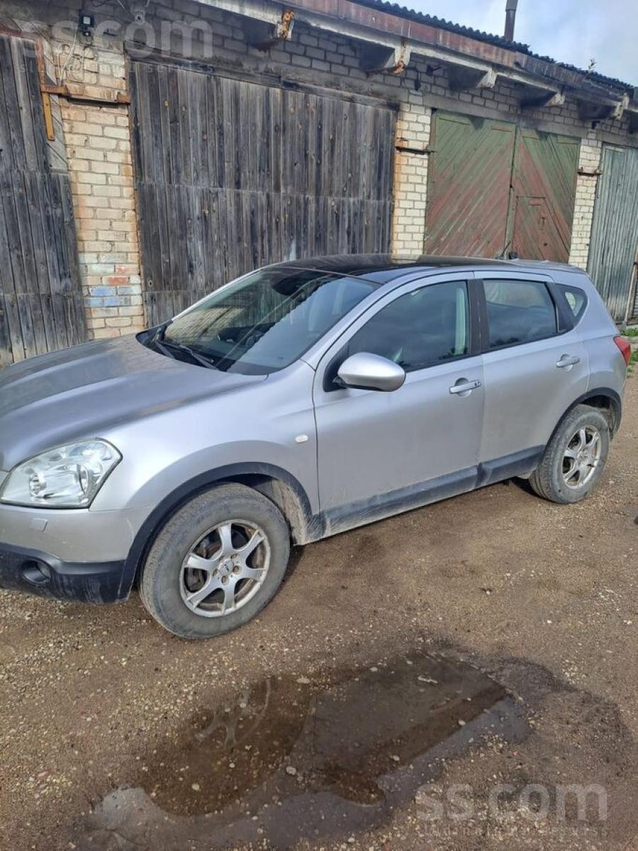 Pelēks Nissan Qashqai 2008 Cēsis, ar dzinēja tilpumu 2.00 L un nobraukumu 233 tūkst. km par 3750 €, foto 3 vietnē AUTOMOTO.COM.LV