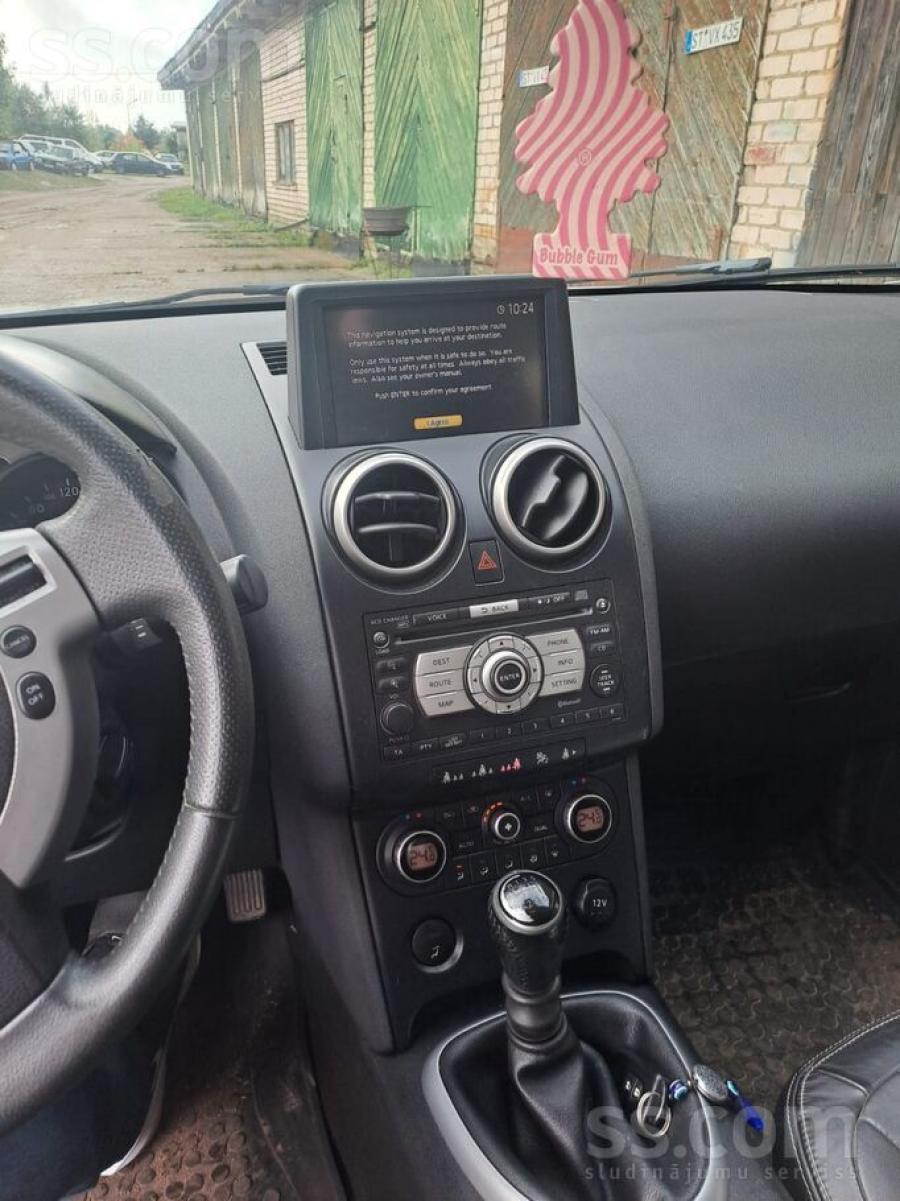 Pelēks Nissan Qashqai 2008 Cēsis, ar dzinēja tilpumu 2.00 L un nobraukumu 233 tūkst. km par 3750 €, foto 6 vietnē AUTOMOTO.COM.LV