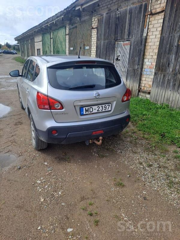 Pelēks Nissan Qashqai 2008 Cēsis, ar dzinēja tilpumu 2.00 L un nobraukumu 233 tūkst. km par 3750 €, foto 5 vietnē AUTOMOTO.COM.LV
