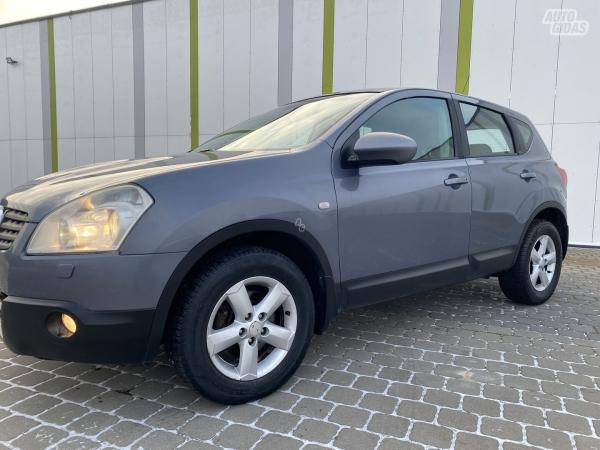 Pelēks Nissan Qashqai 2009 Raseiniai, ar dzinēja tilpumu 2.00 L un nobraukumu 300 tūkst. km par 3350 €, foto 5 vietnē AUTOMOTO.COM.LV