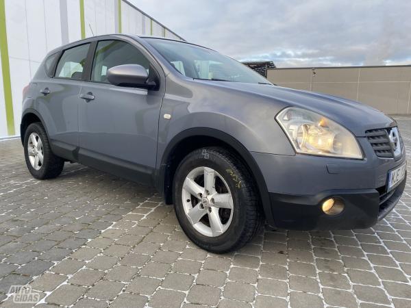Pelēks Nissan Qashqai 2009 Raseiniai, ar dzinēja tilpumu 2.00 L un nobraukumu 300 tūkst. km par 3350 €, foto 8 vietnē AUTOMOTO.COM.LV