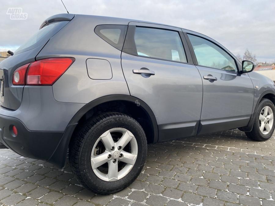 Pelēks Nissan Qashqai 2009 Raseiniai, ar dzinēja tilpumu 2.00 L un nobraukumu 300 tūkst. km par 3350 €, foto 11 vietnē AUTOMOTO.COM.LV