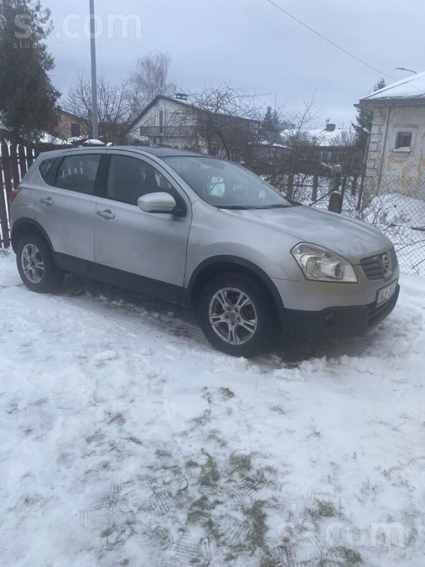 Grey Nissan Qashqai 2009 in Riga, with an engine capacity of 2.00 L and mileage of 170 thousand km for 4000 €, photo 2 on AUTOMOTO.COM.LV