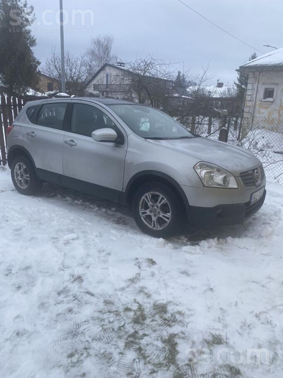 Pelēks Nissan Qashqai 2009 Rīga, ar dzinēja tilpumu 2.00 L un nobraukumu 170 tūkst. km par 4000 €, foto 2 vietnē AUTOMOTO.COM.LV