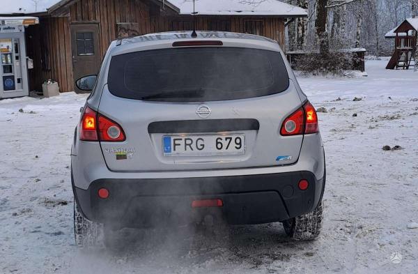 Grey Nissan Qashqai 2009 in Kaunas, with an engine capacity of 1.46 L and mileage of 306 thousand km for 2800 €, photo 6 on AUTOMOTO.COM.LV
