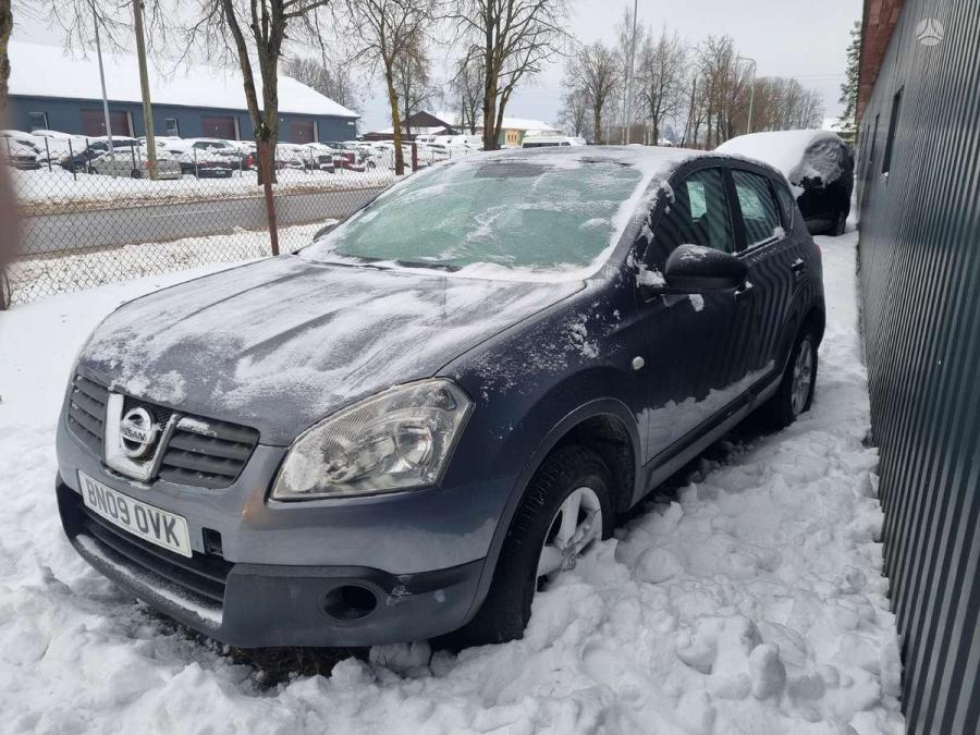 Pelēks Nissan Qashqai 2009 Tauragė, ar dzinēja tilpumu 1.60 L un nobraukumu 170 tūkst. km par 1450 €, foto 5 vietnē AUTOMOTO.COM.LV