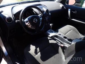 Pelēks Nissan Qashqai 2009 Liepāja, ar dzinēja tilpumu 2.00 L un nobraukumu 321 tūkst. km par 2950 €, foto 6 vietnē AUTOMOTO.COM.LV