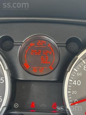 Pelēks Nissan Qashqai 2009 Jūrmala, ar dzinēja tilpumu 1.50 L un nobraukumu 252 tūkst. km par 4000 €, foto 12 vietnē AUTOMOTO.COM.LV