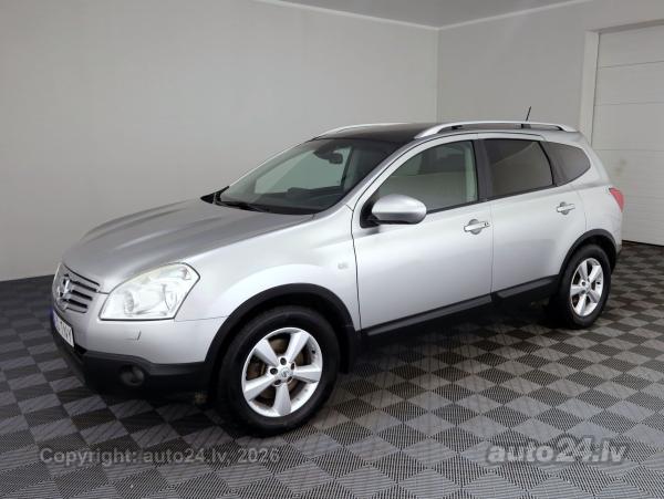Grey Nissan Qashqai 2009 in Tallinn, with an engine capacity of 2.00 L and mileage of 317 thousand km for 2699 €, photo 2 on AUTOMOTO.COM.LV