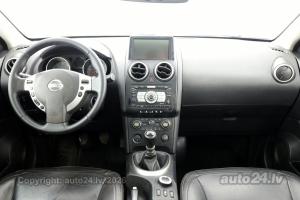 Grey Nissan Qashqai 2009 in Tallinn, with an engine capacity of 2.00 L and mileage of 317 thousand km for 2699 €, photo 6 on AUTOMOTO.COM.LV