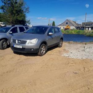 Grey Nissan Qashqai 2009 in Marijampole, with an engine capacity of 2.00 L and mileage of 230 thousand km for 2200 €, photo  on AUTOMOTO.COM.LV