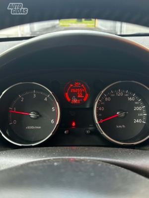 Grey Nissan Qashqai 2009 in Silute, with an engine capacity of 1.50 L and mileage of 262 thousand km for 3400 €, photo 9 on AUTOMOTO.COM.LV