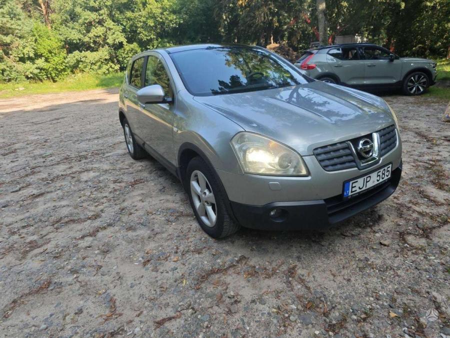 Grey Nissan Qashqai 2009 in Vilnius, with an engine capacity of 2.00 L and mileage of 193 thousand km for 4300 €, photo 6 on AUTOMOTO.COM.LV