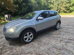 Grey Nissan Qashqai 2009 in Vilnius, with an engine capacity of 2.00 L and mileage of 193 thousand km for 4300 €, photo 7 on AUTOMOTO.COM.LV
