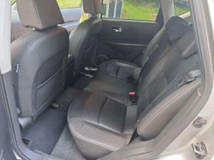 Grey Nissan Qashqai 2009 in Vilnius, with an engine capacity of 2.00 L and mileage of 193 thousand km for 4300 €, photo 15 on AUTOMOTO.COM.LV