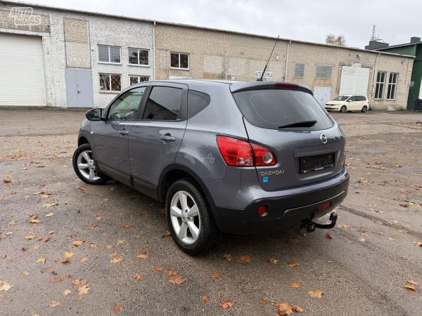 Pelēks Nissan Qashqai 2009 Kelmė, ar dzinēja tilpumu 2.00 L un nobraukumu 318 tūkst. km par 3550 €, foto 6 vietnē AUTOMOTO.COM.LV