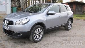 Grey Nissan Qashqai 2010 in Riga, with an engine capacity of 1.50 L and mileage of 234 thousand km for 5450 €, photo 11 on AUTOMOTO.COM.LV