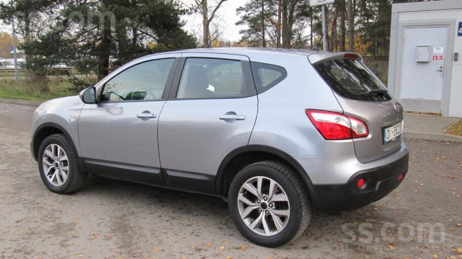 Grey Nissan Qashqai 2010 in Riga, with an engine capacity of 1.50 L and mileage of 234 thousand km for 5450 €, photo 14 on AUTOMOTO.COM.LV