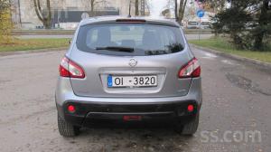 Grey Nissan Qashqai 2010 in Riga, with an engine capacity of 1.50 L and mileage of 234 thousand km for 5450 €, photo 17 on AUTOMOTO.COM.LV