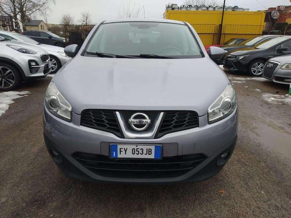 Pelēks Nissan Qashqai 2010 Panevēža, ar dzinēja tilpumu 1.46 L un nobraukumu 300 tūkst. km par 4700 €, foto 4 vietnē AUTOMOTO.COM.LV