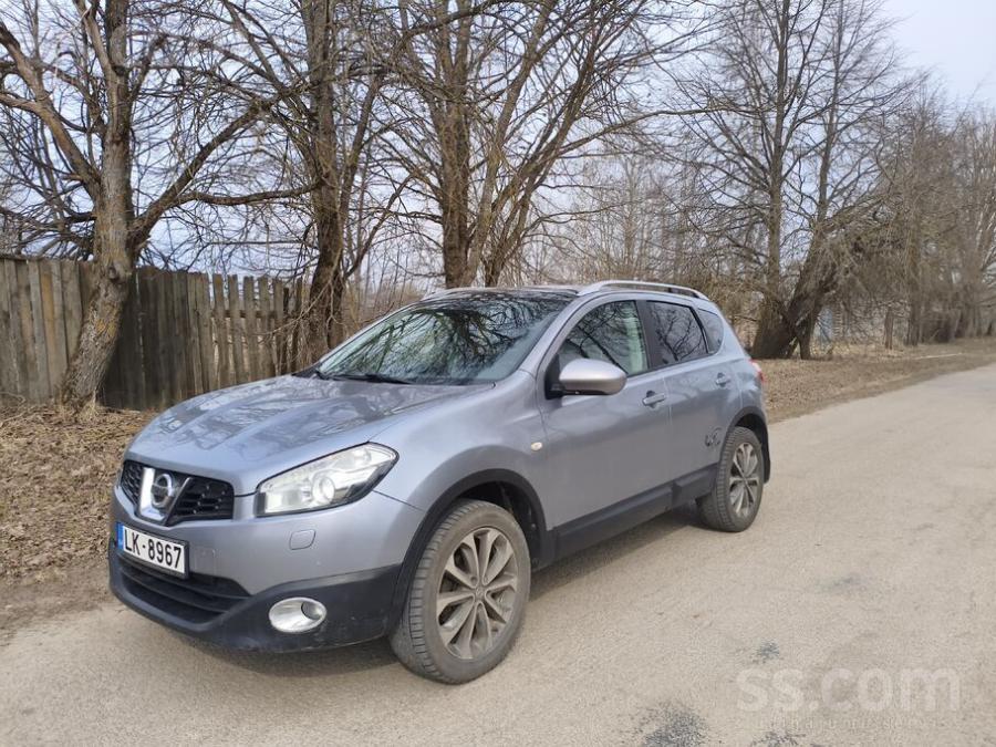 Pelēks Nissan Qashqai 2010 Rēzekne, ar dzinēja tilpumu 1.50 L un nobraukumu 278 tūkst. km par 4050 €, foto 7 vietnē AUTOMOTO.COM.LV