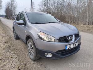 Pelēks Nissan Qashqai 2010 Rēzekne, ar dzinēja tilpumu 1.50 L un nobraukumu 278 tūkst. km par 4850 €, foto 4 vietnē AUTOMOTO.COM.LV