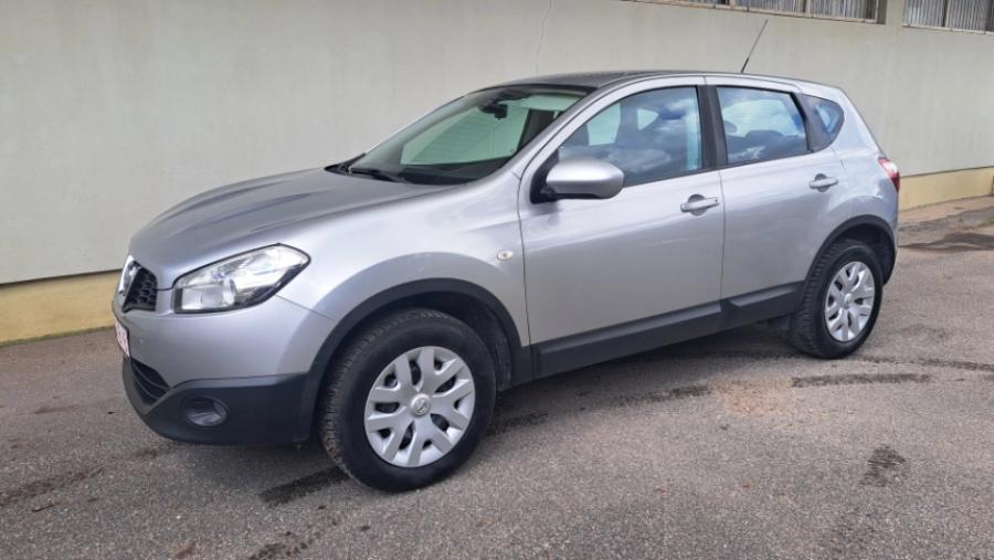 Pelēks Nissan Qashqai 2010 Rīga, ar dzinēja tilpumu 2.00 L un nobraukumu 229 tūkst. km par 6150 €, foto 1 vietnē AUTOMOTO.COM.LV