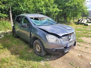 Серый Ниссан Кашкай 2010 в Вильнюс, объемом двигателя 2.00 л и пробегом 200 тыс. км за 780 €, фото 4 на AUTOMOTO.COM.LV