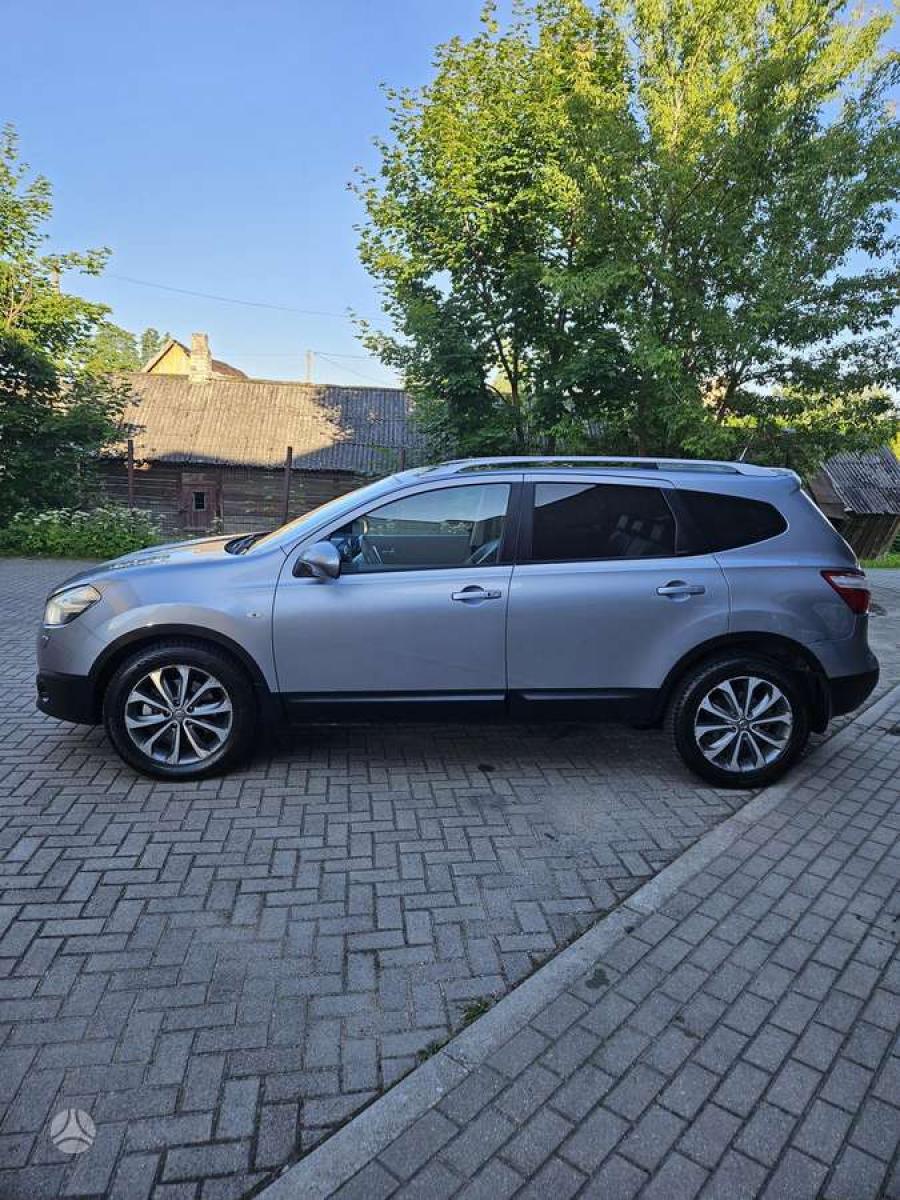 Pelēks Nissan Qashqai 2010 Kaišiadorys, ar dzinēja tilpumu 2.00 L un nobraukumu 330 tūkst. km par 4599 €, foto 8 vietnē AUTOMOTO.COM.LV