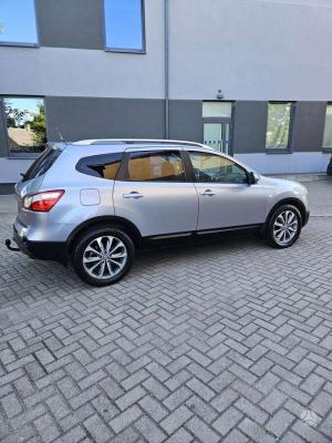 Pelēks Nissan Qashqai 2010 Kaišiadorys, ar dzinēja tilpumu 2.00 L un nobraukumu 330 tūkst. km par 4599 €, foto 17 vietnē AUTOMOTO.COM.LV