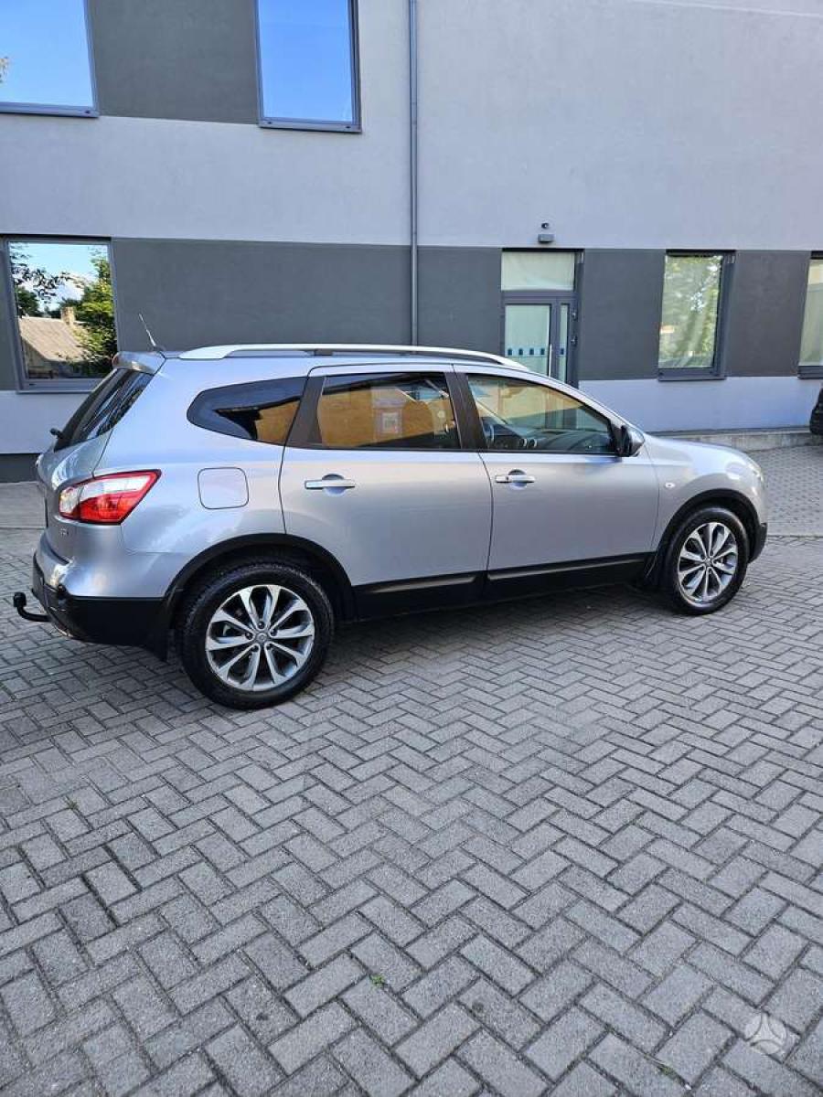 Pelēks Nissan Qashqai 2010 Kaišiadorys, ar dzinēja tilpumu 2.00 L un nobraukumu 330 tūkst. km par 4599 €, foto 17 vietnē AUTOMOTO.COM.LV
