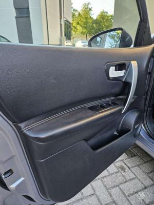 Pelēks Nissan Qashqai 2010 Kaišiadorys, ar dzinēja tilpumu 2.00 L un nobraukumu 330 tūkst. km par 4599 €, foto 21 vietnē AUTOMOTO.COM.LV
