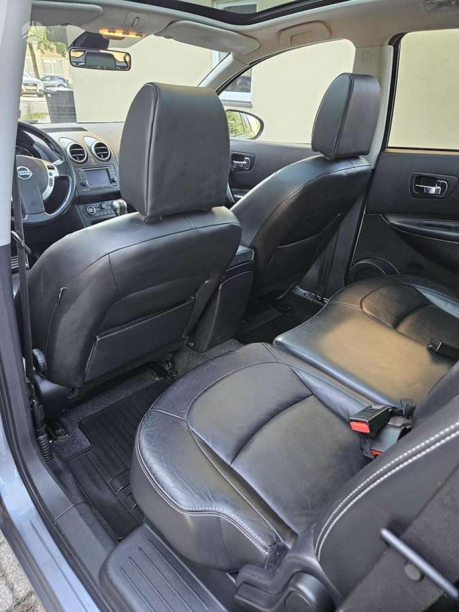 Pelēks Nissan Qashqai 2010 Kaišiadorys, ar dzinēja tilpumu 2.00 L un nobraukumu 330 tūkst. km par 4599 €, foto 26 vietnē AUTOMOTO.COM.LV