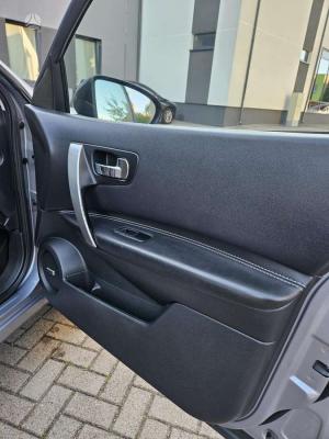 Pelēks Nissan Qashqai 2010 Kaišiadorys, ar dzinēja tilpumu 2.00 L un nobraukumu 330 tūkst. km par 4599 €, foto 32 vietnē AUTOMOTO.COM.LV