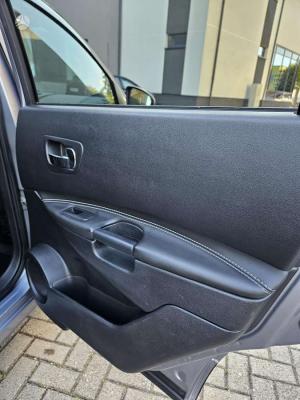 Pelēks Nissan Qashqai 2010 Kaišiadorys, ar dzinēja tilpumu 2.00 L un nobraukumu 330 tūkst. km par 4599 €, foto 35 vietnē AUTOMOTO.COM.LV